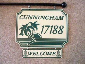 Gallery – COMPUTER ENGRAVED LAMP POST SIGNS